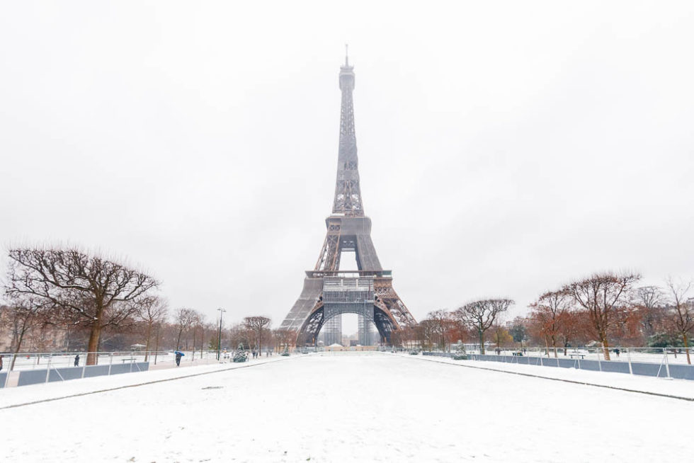 Top photo spots in Paris under the snow - Loic Lagarde